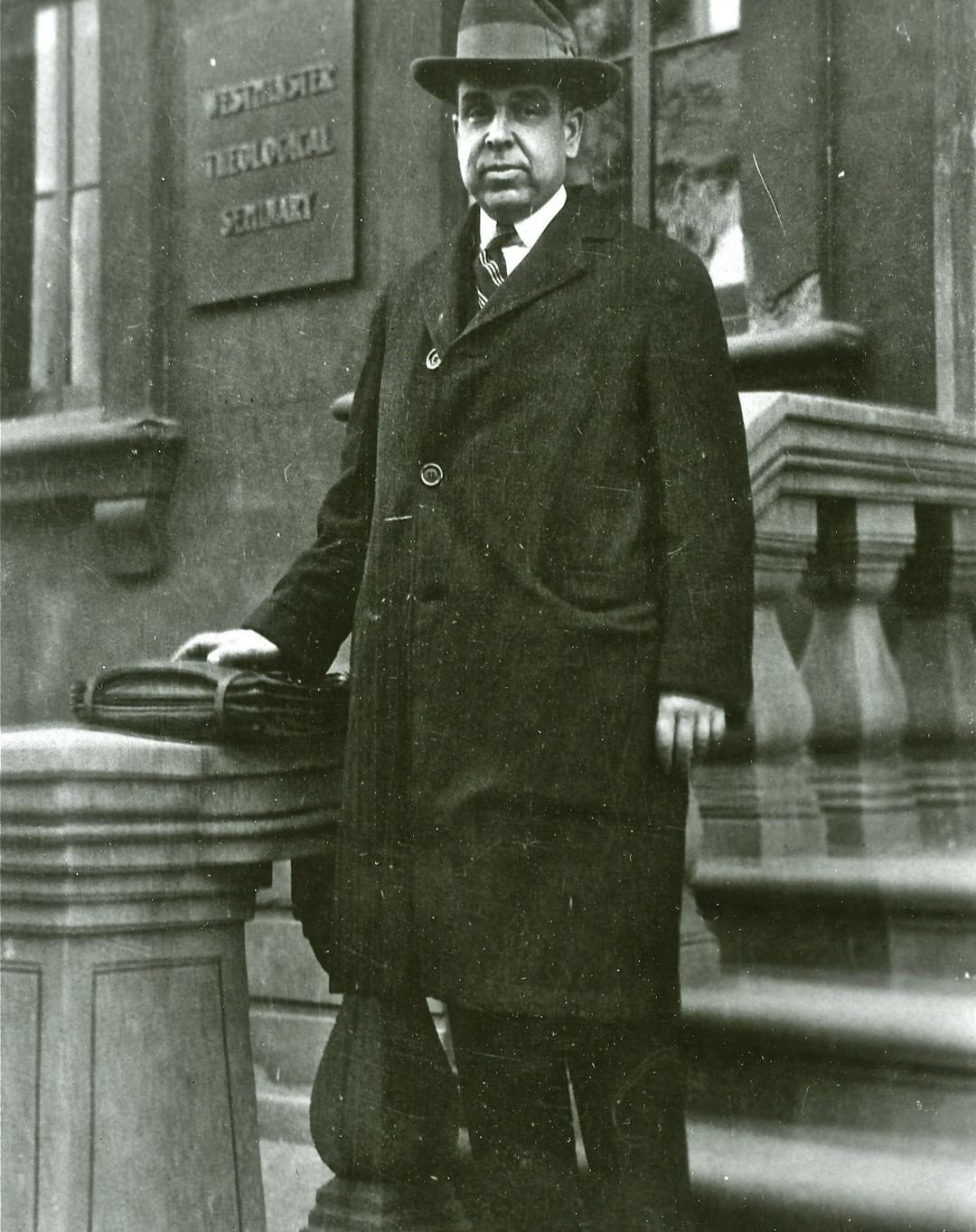 J. Gresham Machen: levantando las armas de la ortodoxia contra el ...